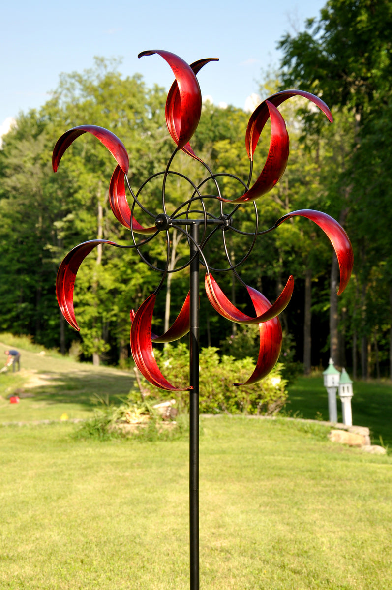 Zephyr Red Wind Spinner – Robin's Nest